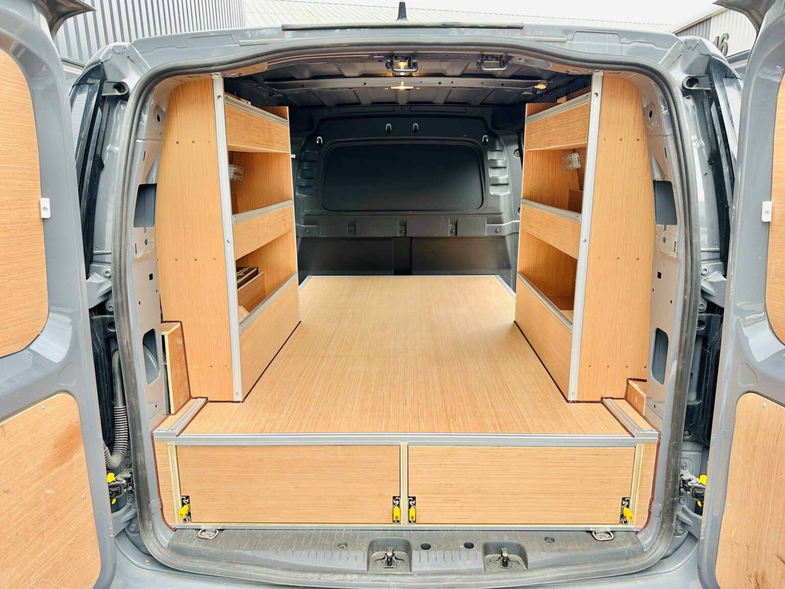 FORD TRANSIT CUSTOM - Van Fit Solutions